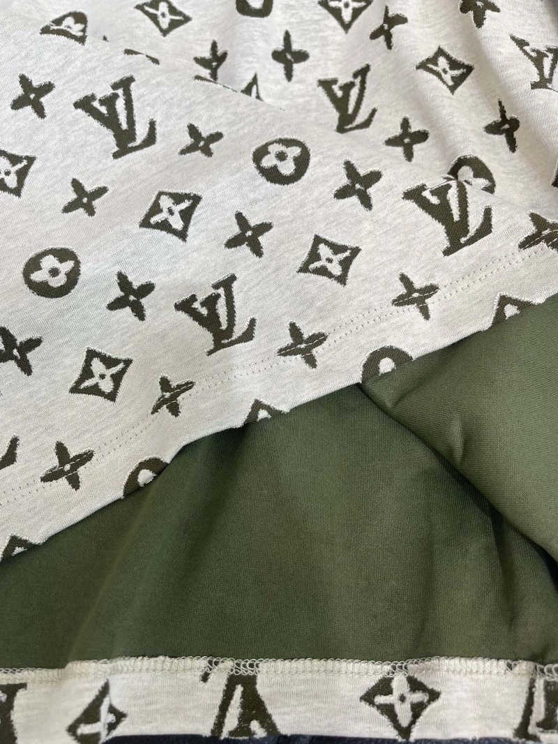 Exact replica Louis Vuitton T-Shirts