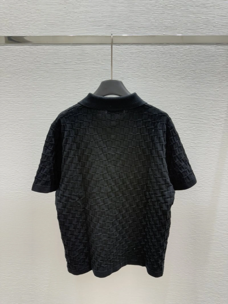Value-priced Louis Vuitton T-Shirts