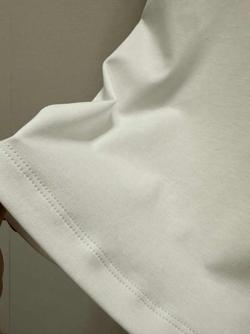 Low-cost Louis Vuitton T-Shirts