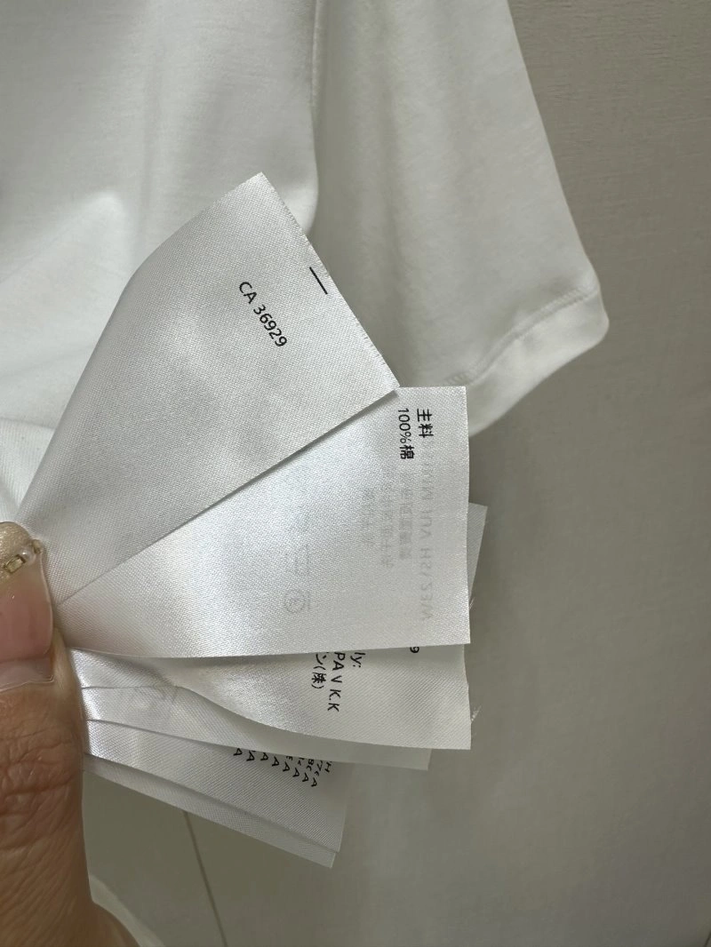 Low-cost Louis Vuitton T-Shirts