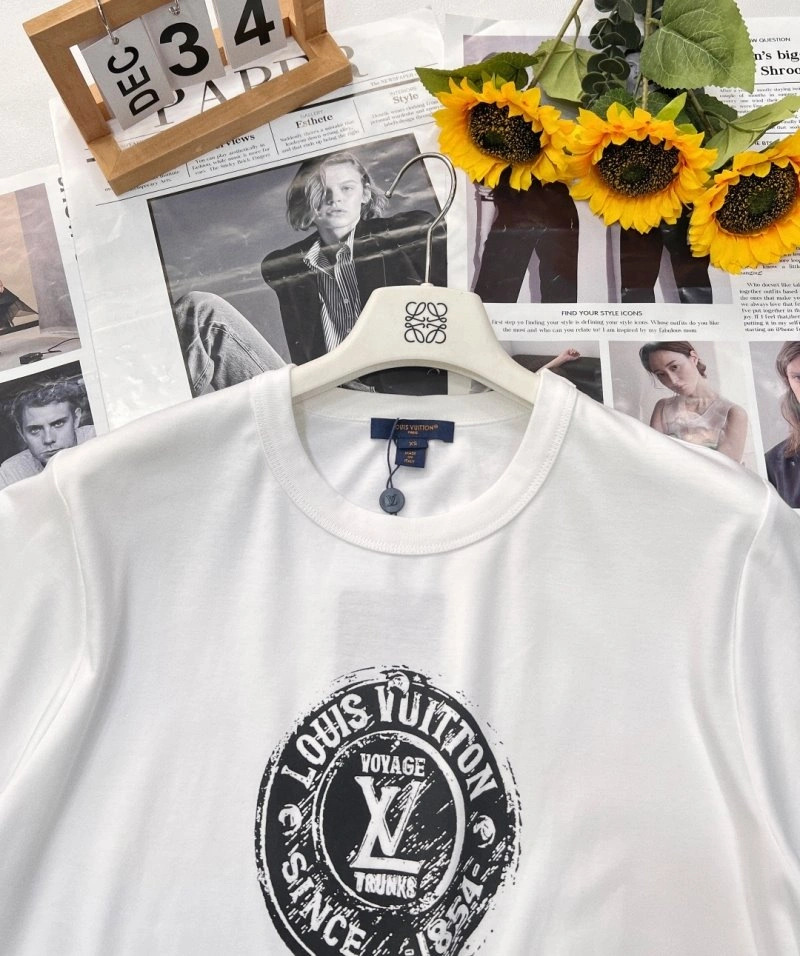 Perfect replica Louis Vuitton T-Shirts