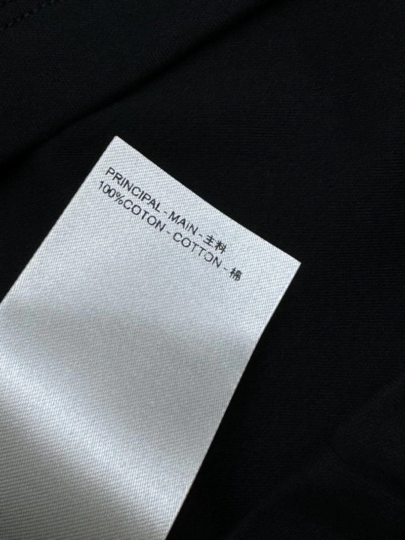 Low-cost Louis Vuitton T-Shirts