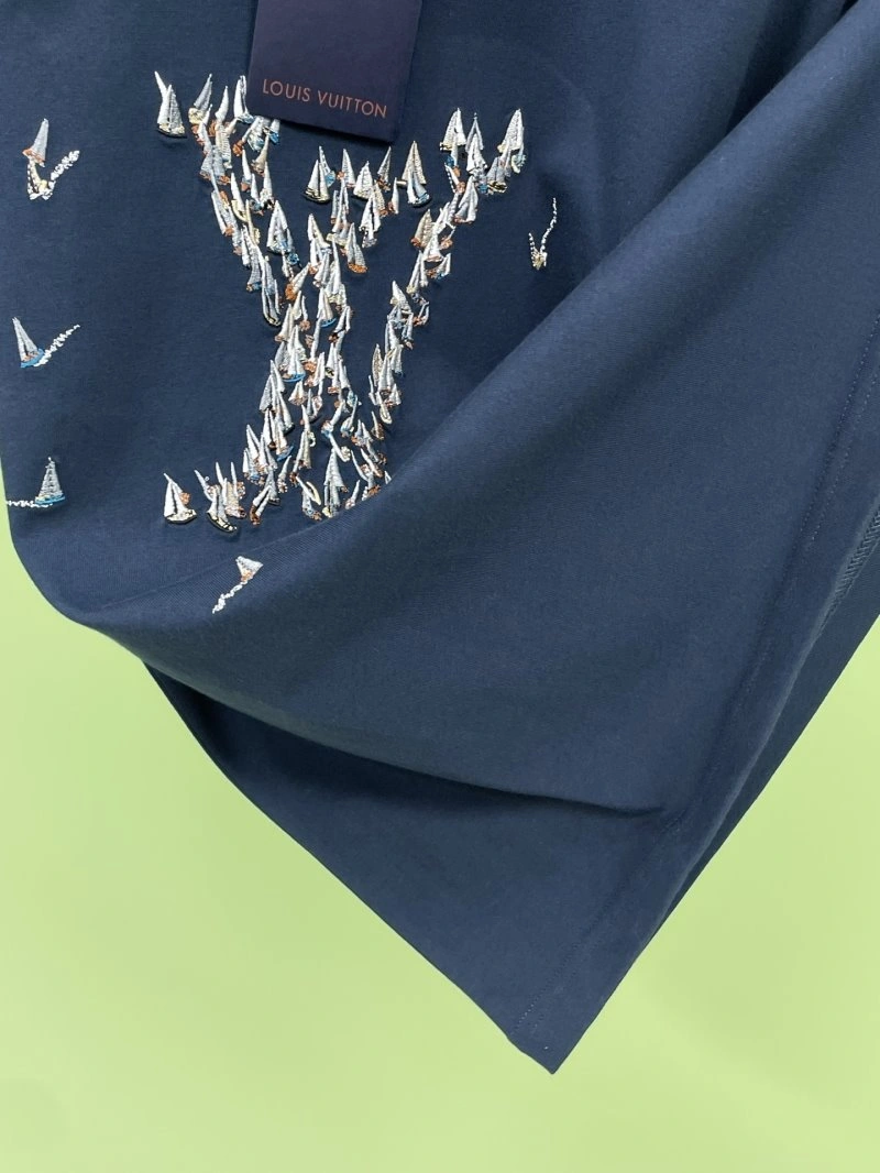 High accuracy Louis Vuitton T-Shirts