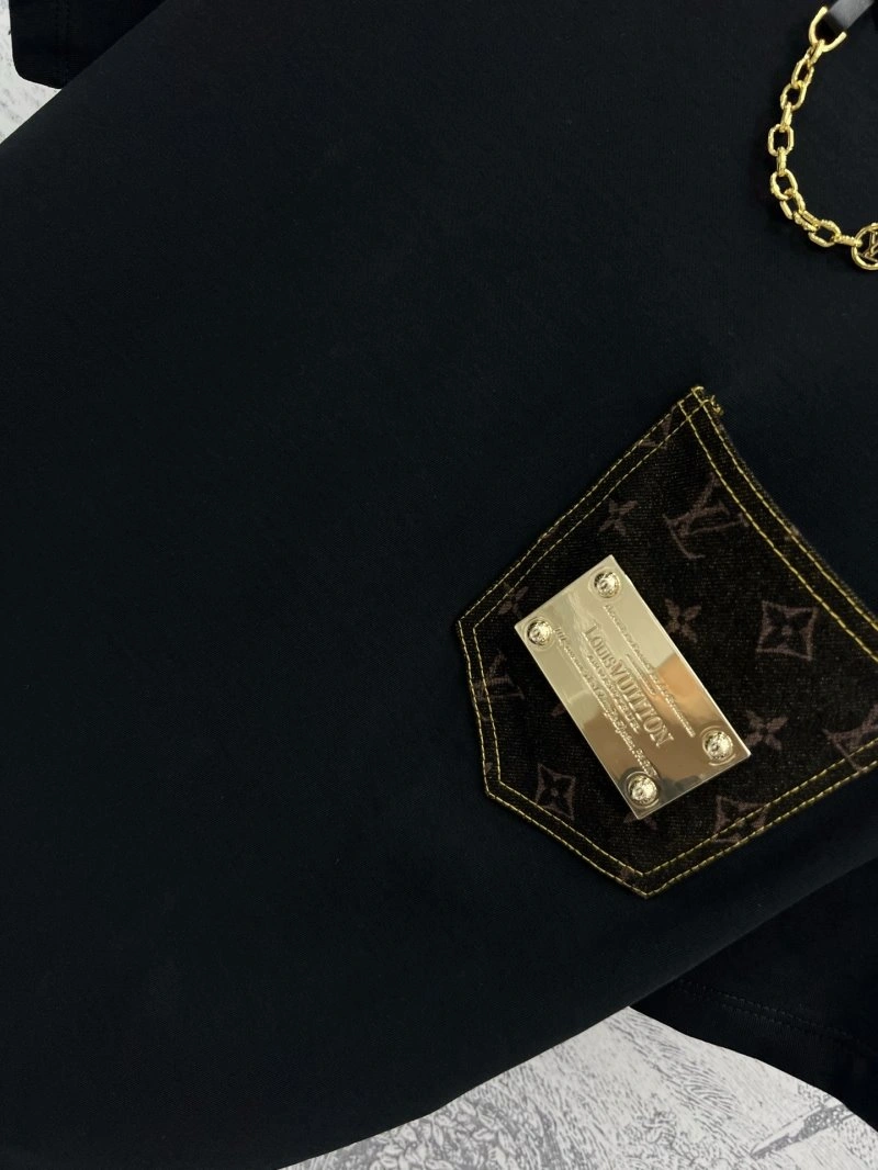 High accuracy Louis Vuitton T-Shirts