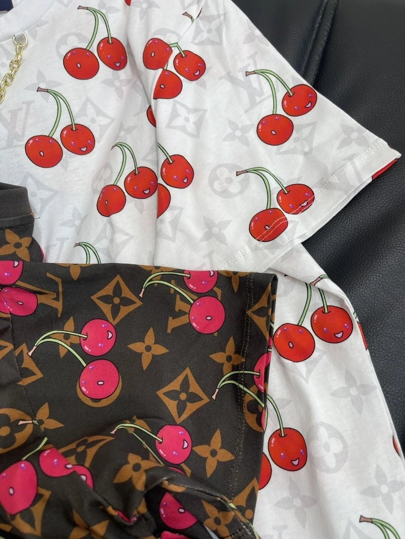 Precise copy Louis Vuitton T-Shirts