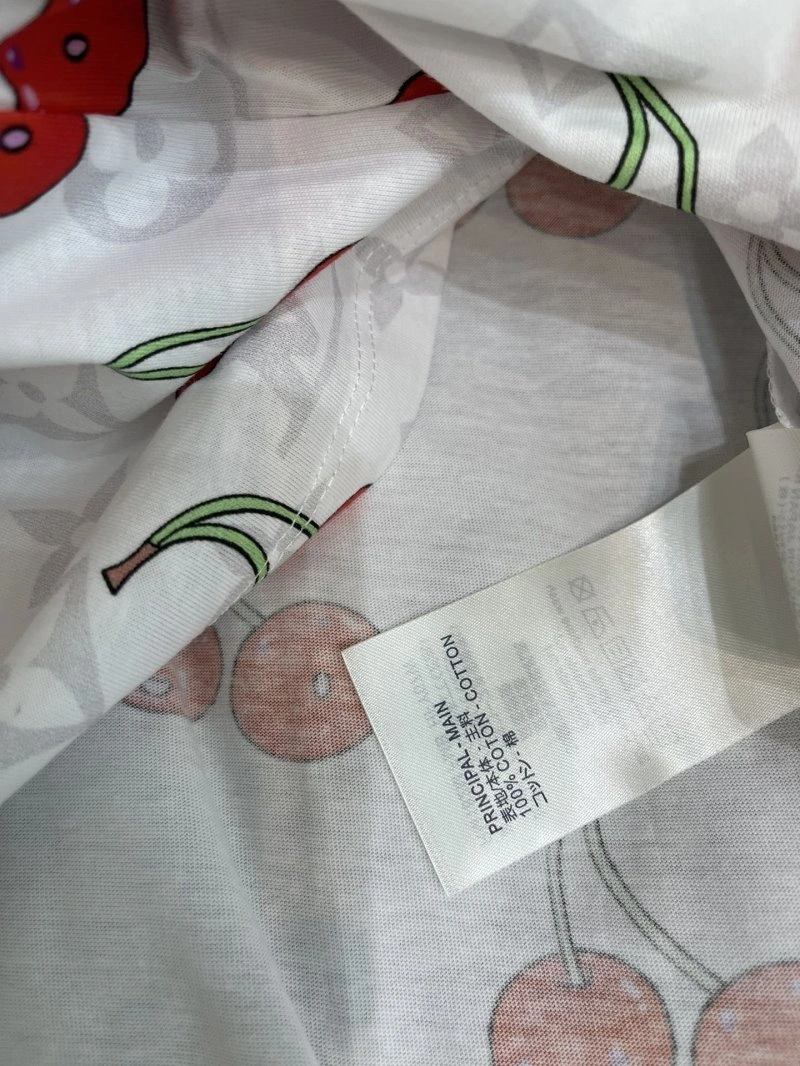 Precise copy Louis Vuitton T-Shirts