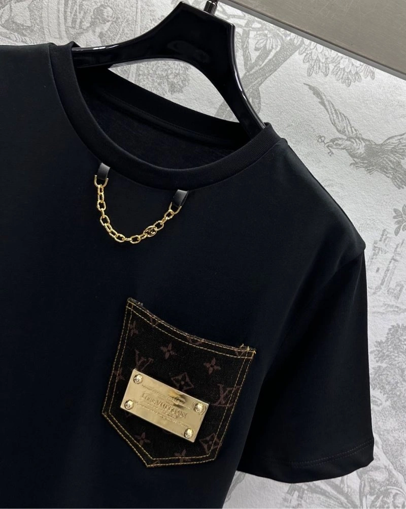 Factory-made Louis Vuitton T-Shirts