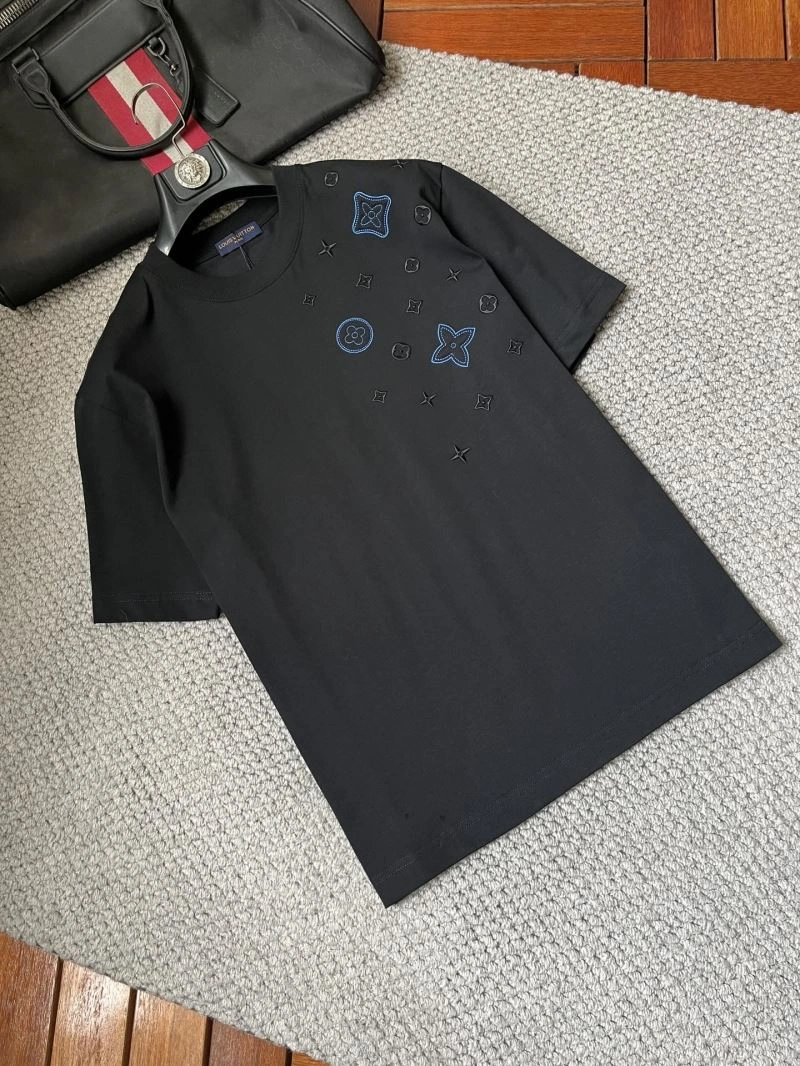 Cut-rate Louis Vuitton T-Shirts