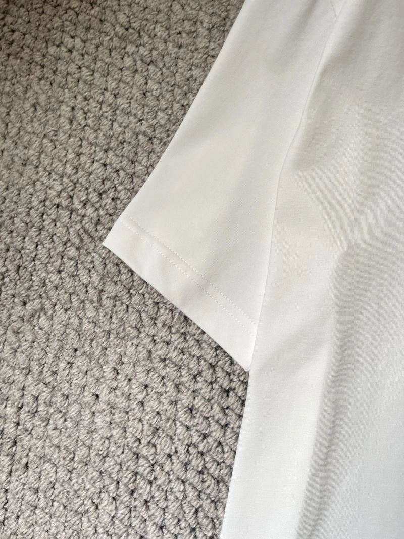 Cut-rate Louis Vuitton T-Shirts