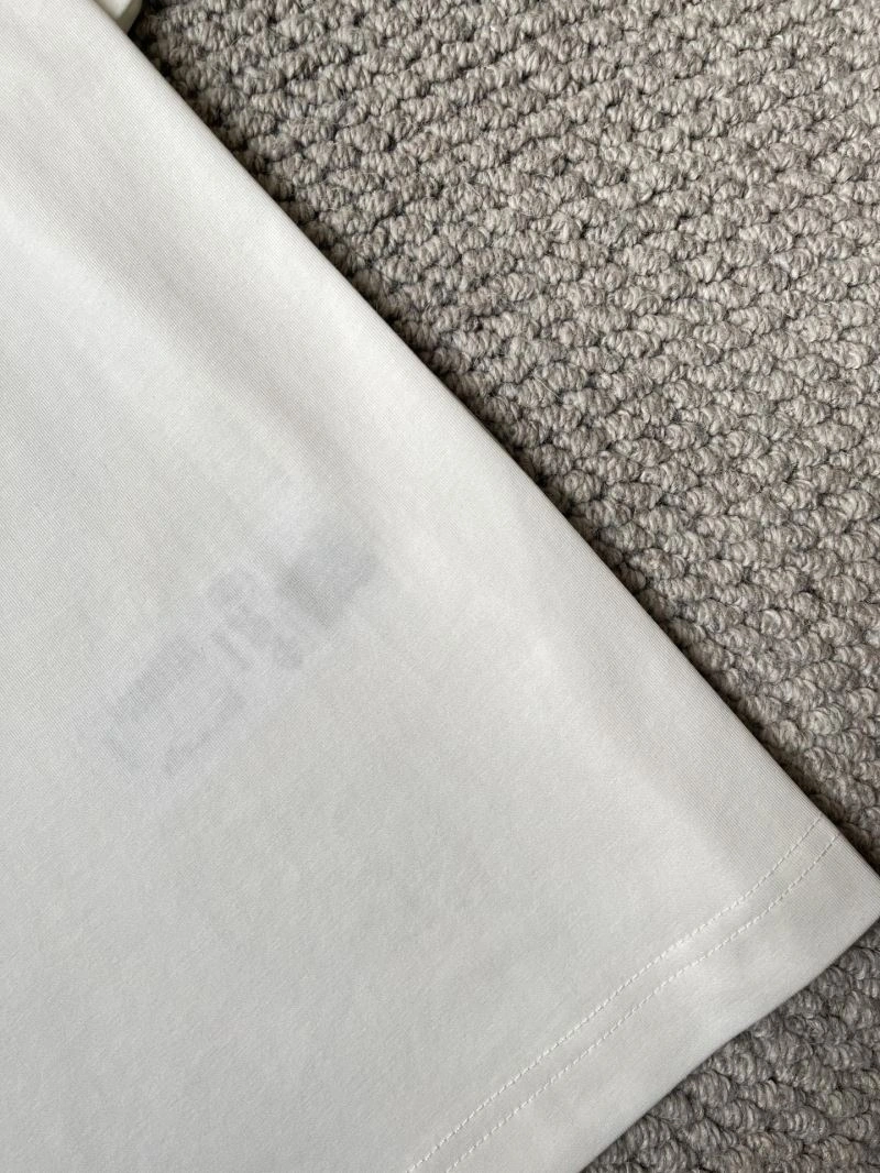 Low-cost Louis Vuitton T-Shirts