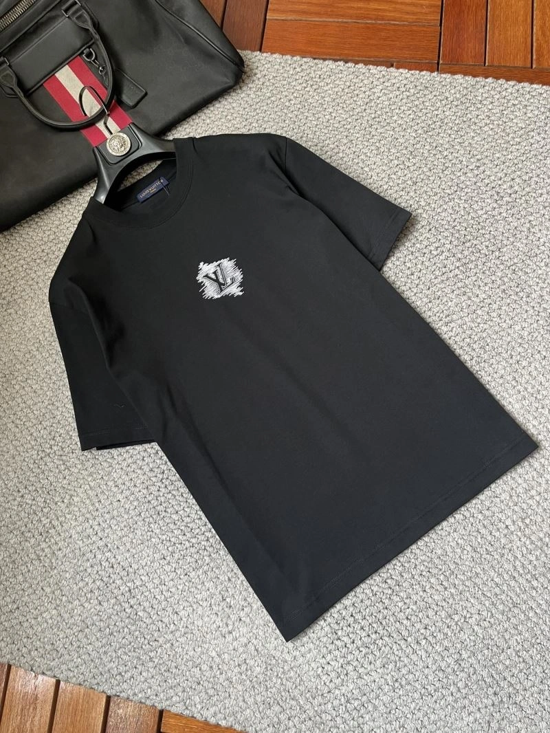 Low-cost Louis Vuitton T-Shirts