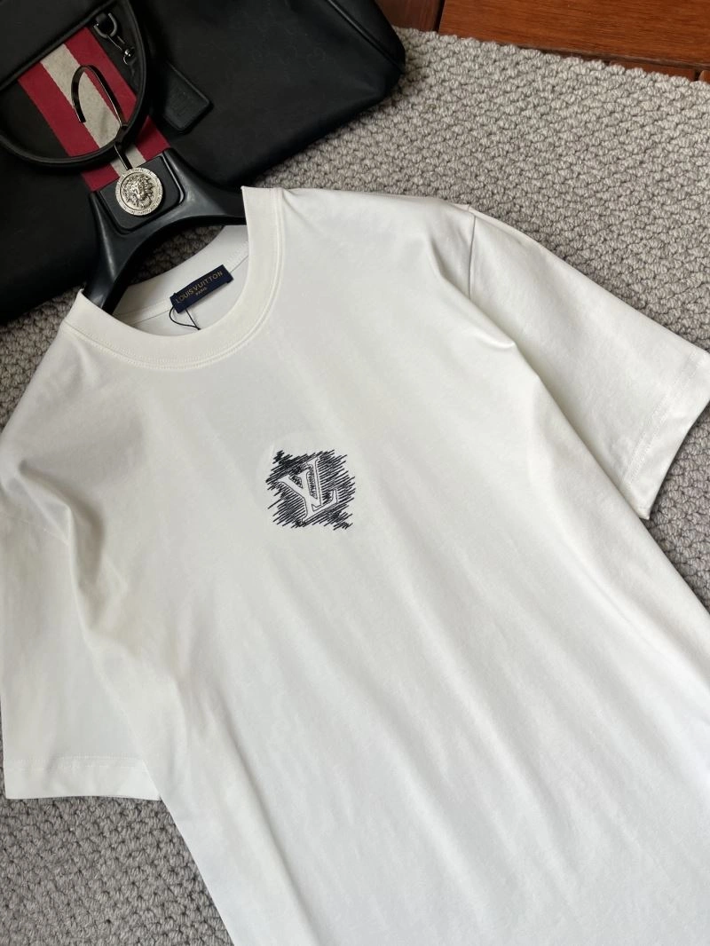 Low-cost Louis Vuitton T-Shirts