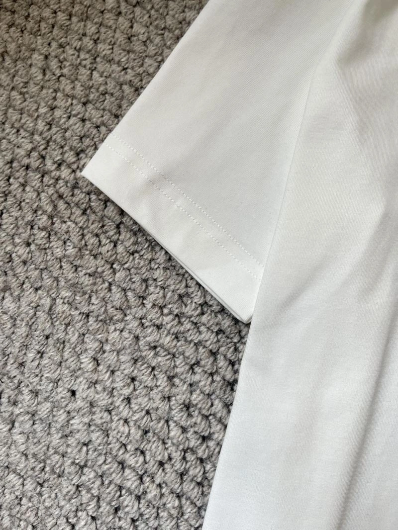 Low-cost Louis Vuitton T-Shirts