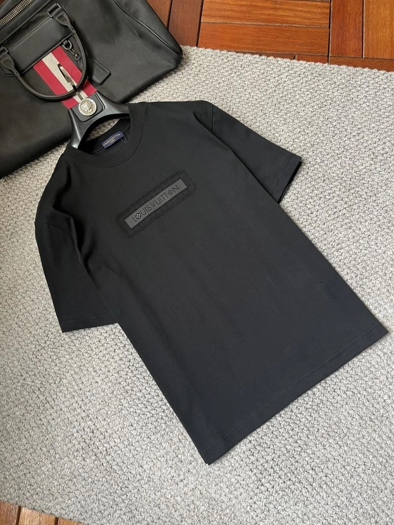 Top match Louis Vuitton T-Shirts
