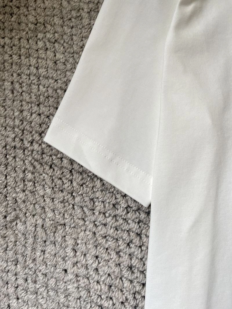 Top match Louis Vuitton T-Shirts