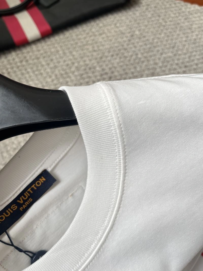 High accuracy Louis Vuitton T-Shirts