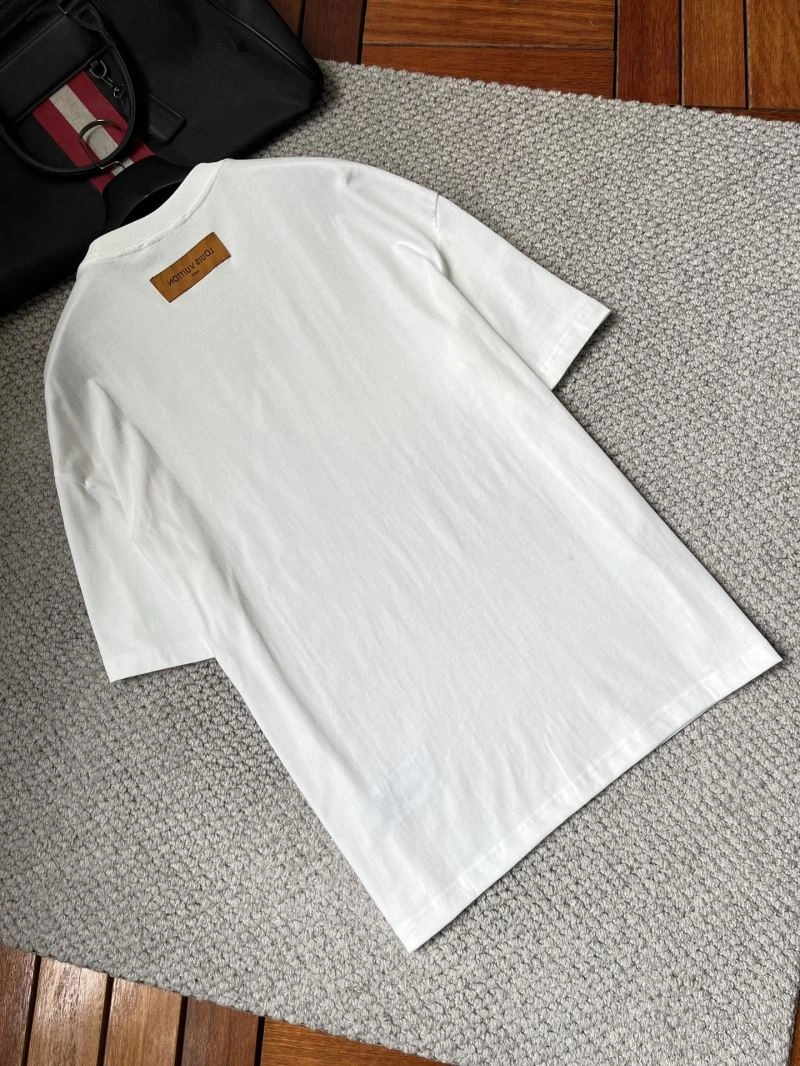 High accuracy Louis Vuitton T-Shirts