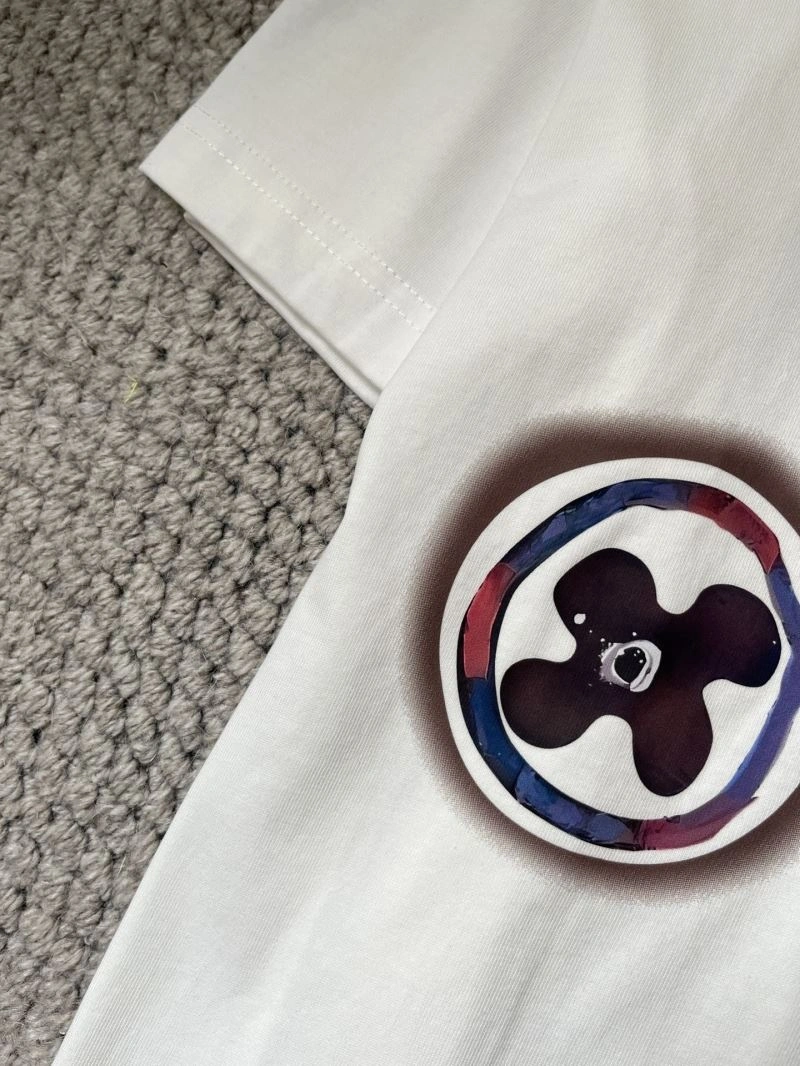 High accuracy Louis Vuitton T-Shirts