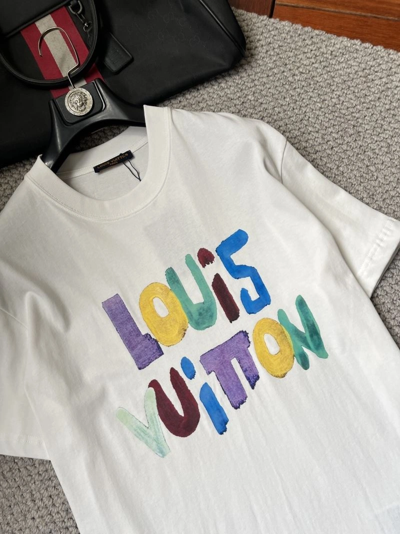 High accuracy Louis Vuitton T-Shirts