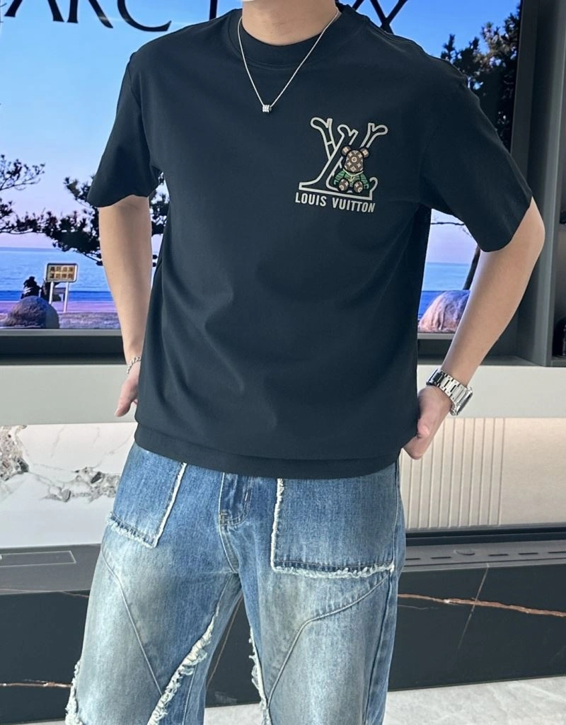 Inexpensive Louis Vuitton T-Shirts