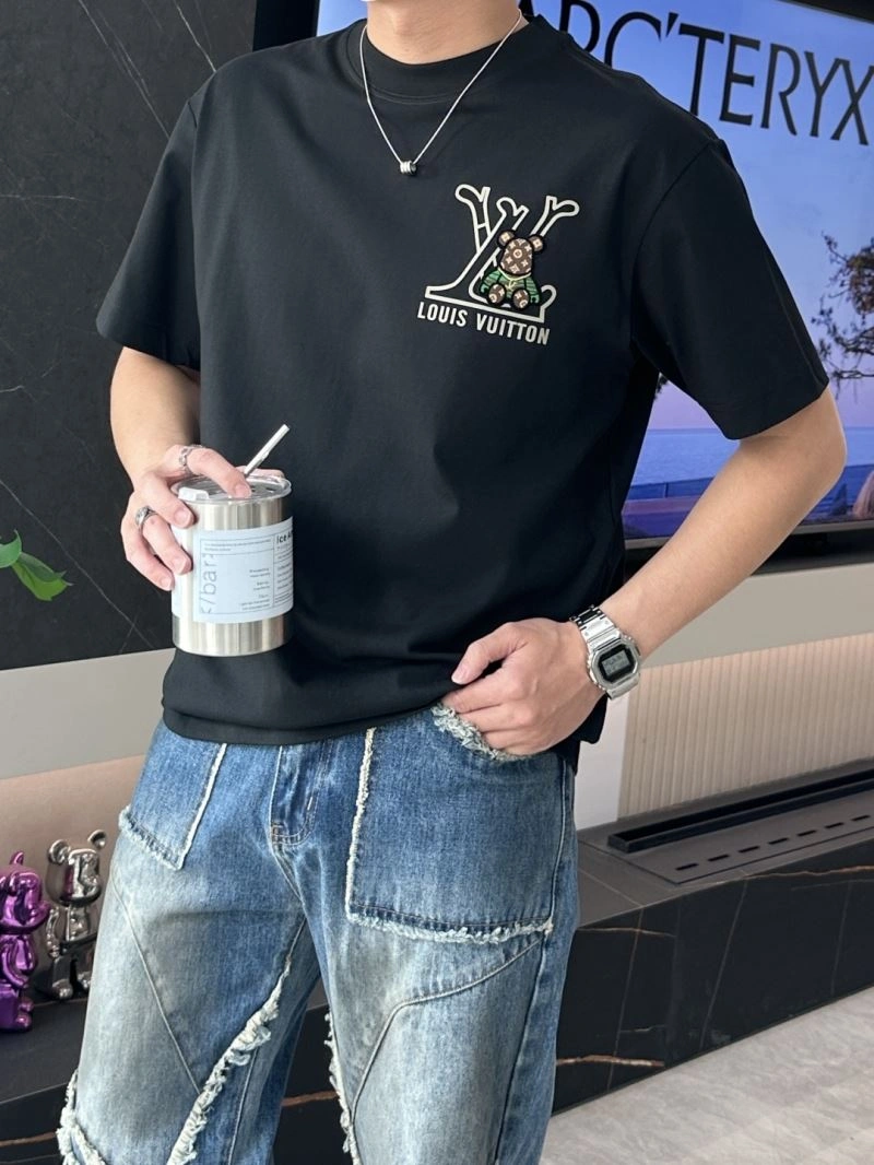 Inexpensive Louis Vuitton T-Shirts