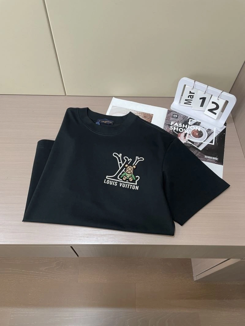 Inexpensive Louis Vuitton T-Shirts