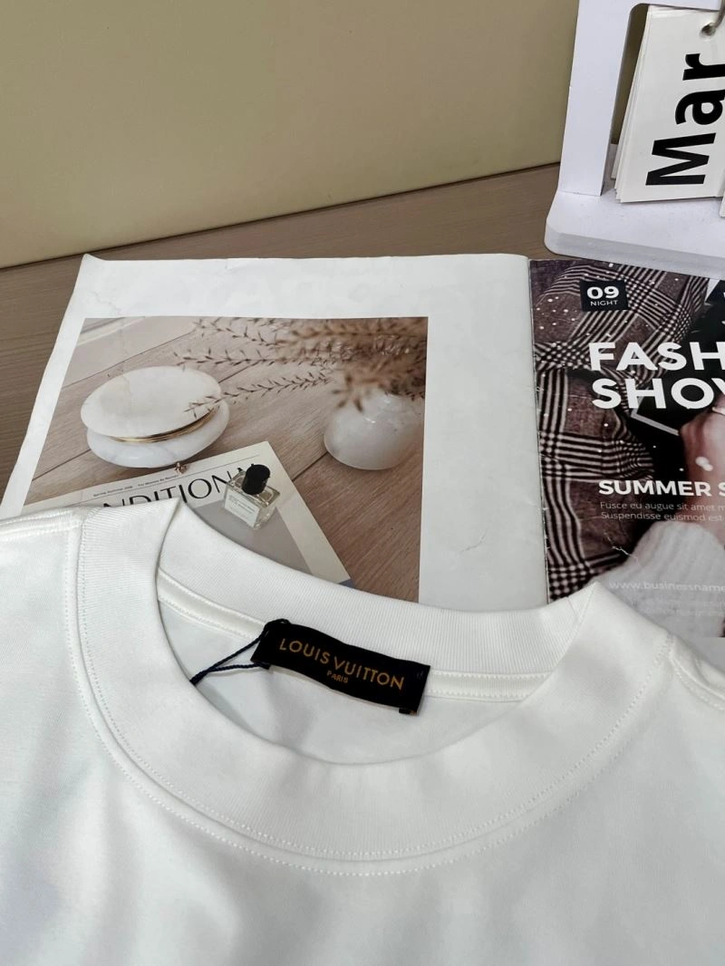 Top mirror Louis Vuitton T-Shirts