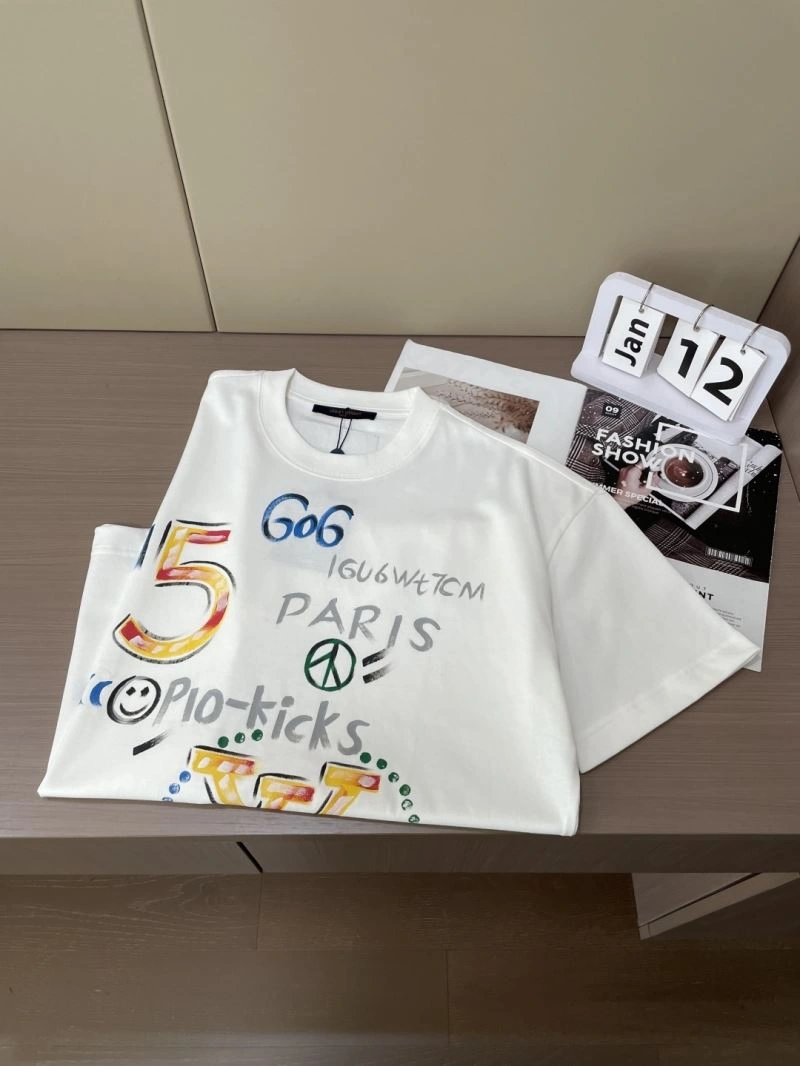 Precise copy Louis Vuitton T-Shirts