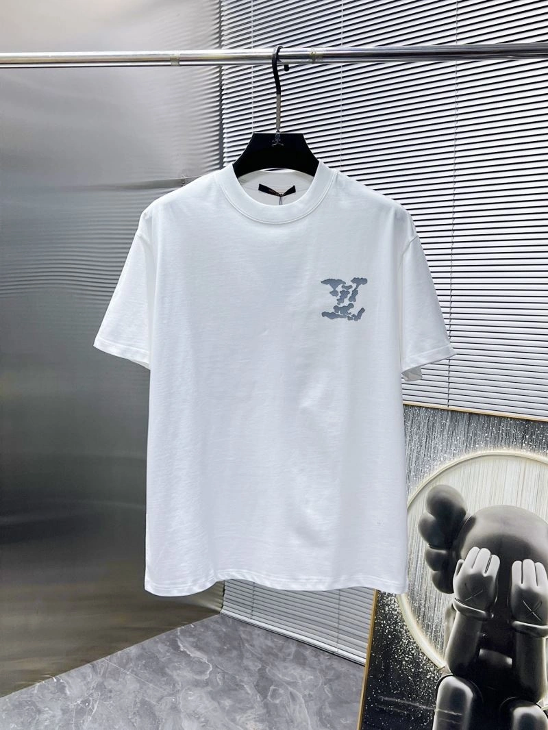Exact replica Louis Vuitton T-Shirts