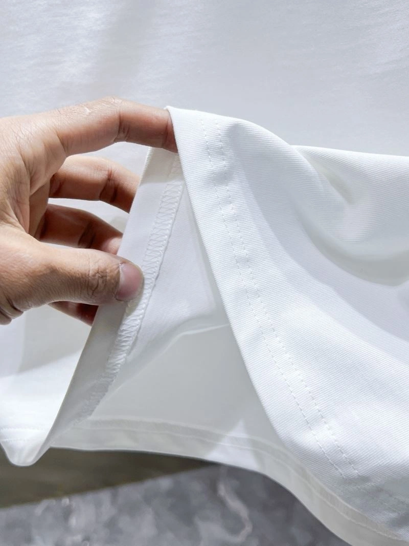 Exact replica Louis Vuitton T-Shirts