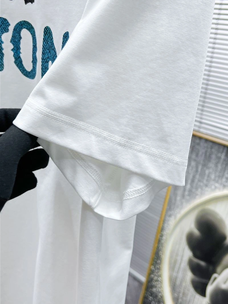 Low-cost Louis Vuitton T-Shirts