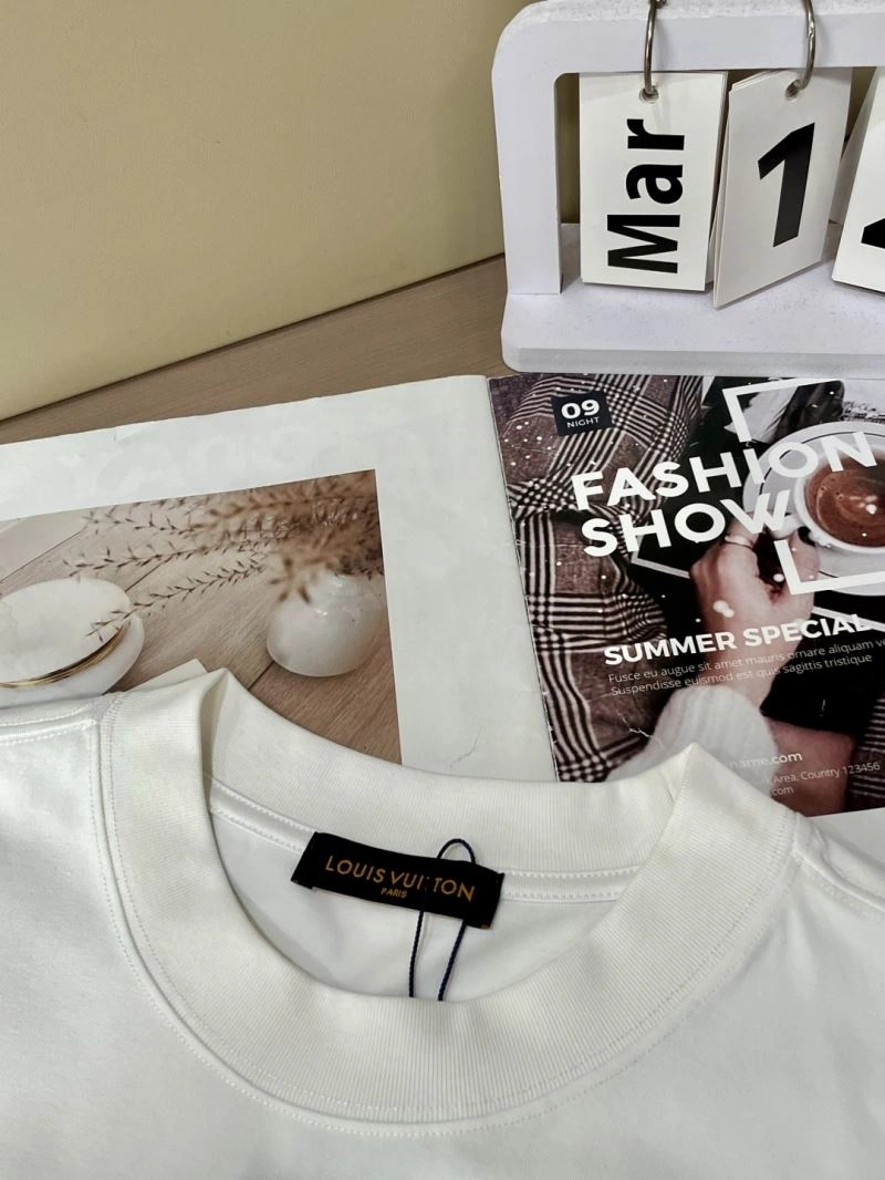 Factory-made Louis Vuitton T-Shirts