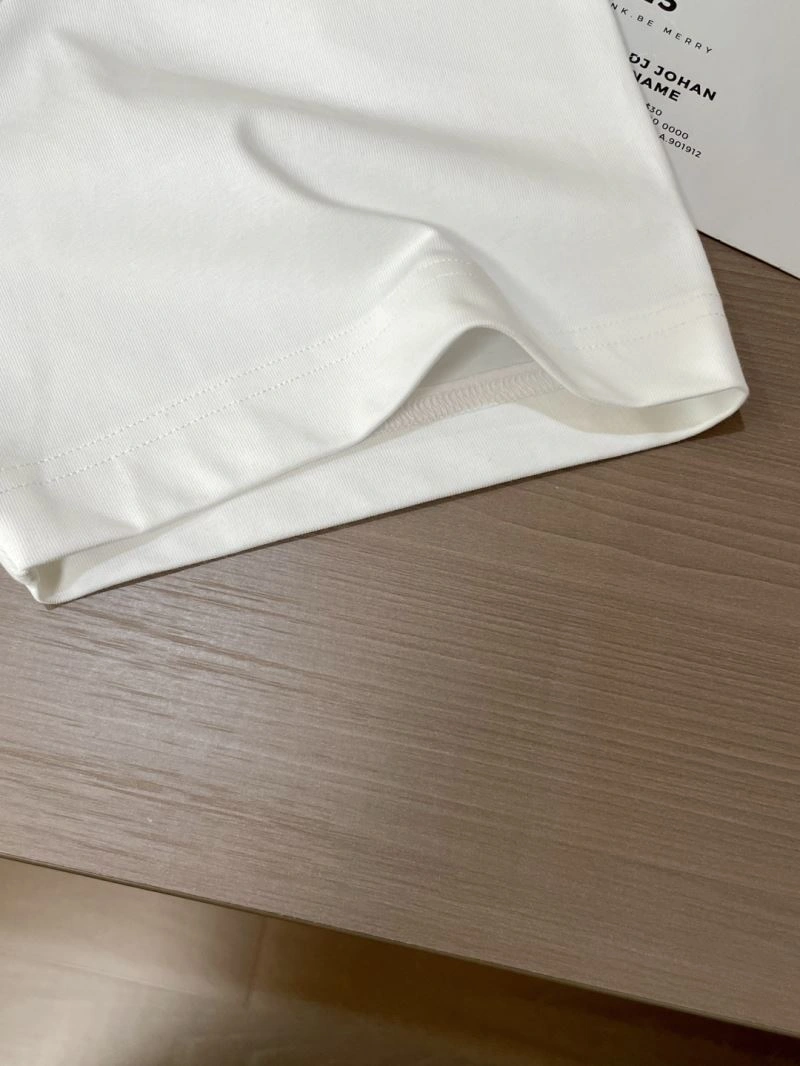 Factory-made Louis Vuitton T-Shirts