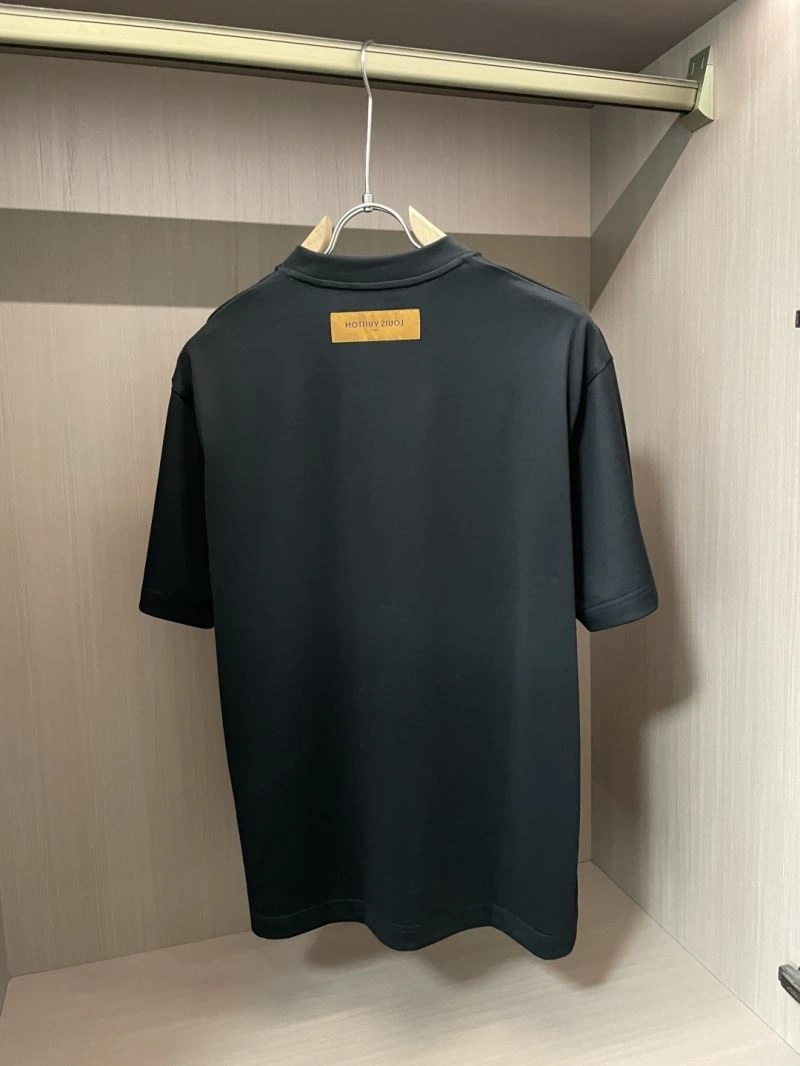 Bargain Louis Vuitton T-Shirts