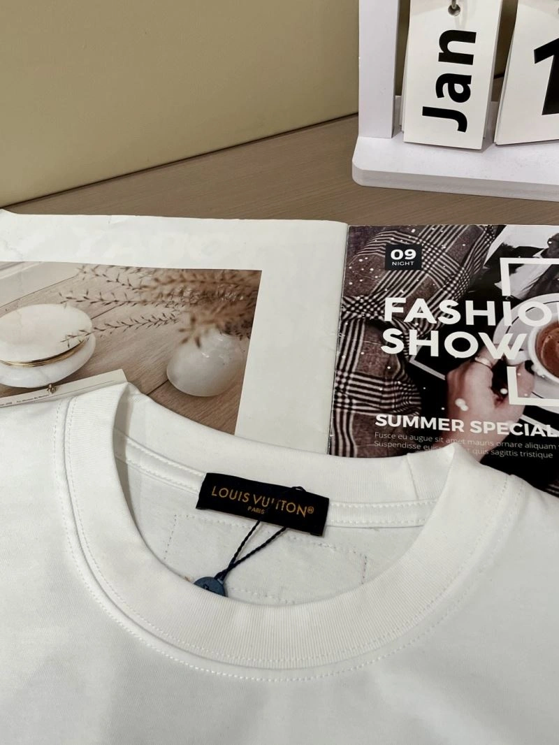 1:1 copy Louis Vuitton T-Shirts