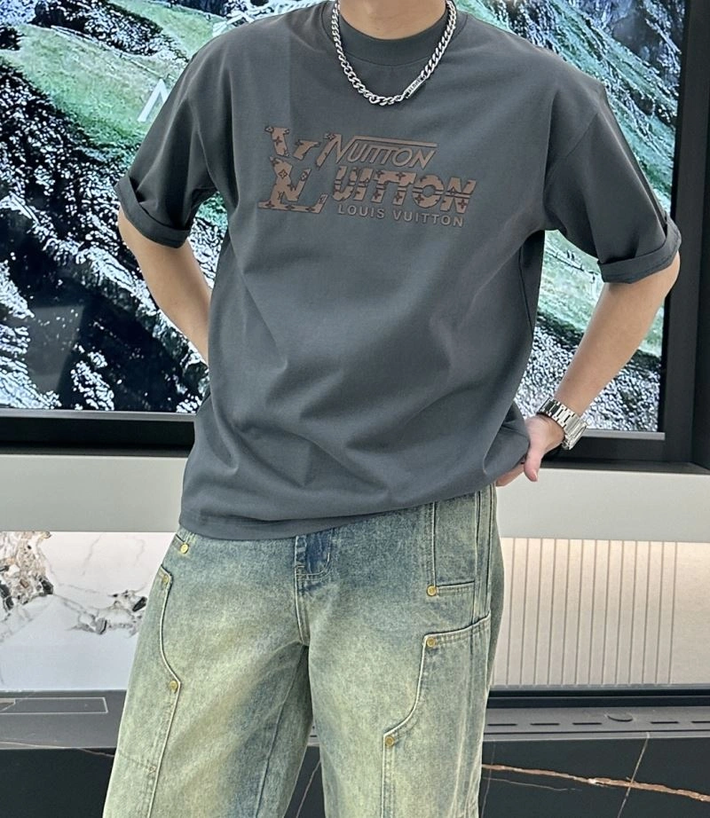 Perfect replica Louis Vuitton T-Shirts