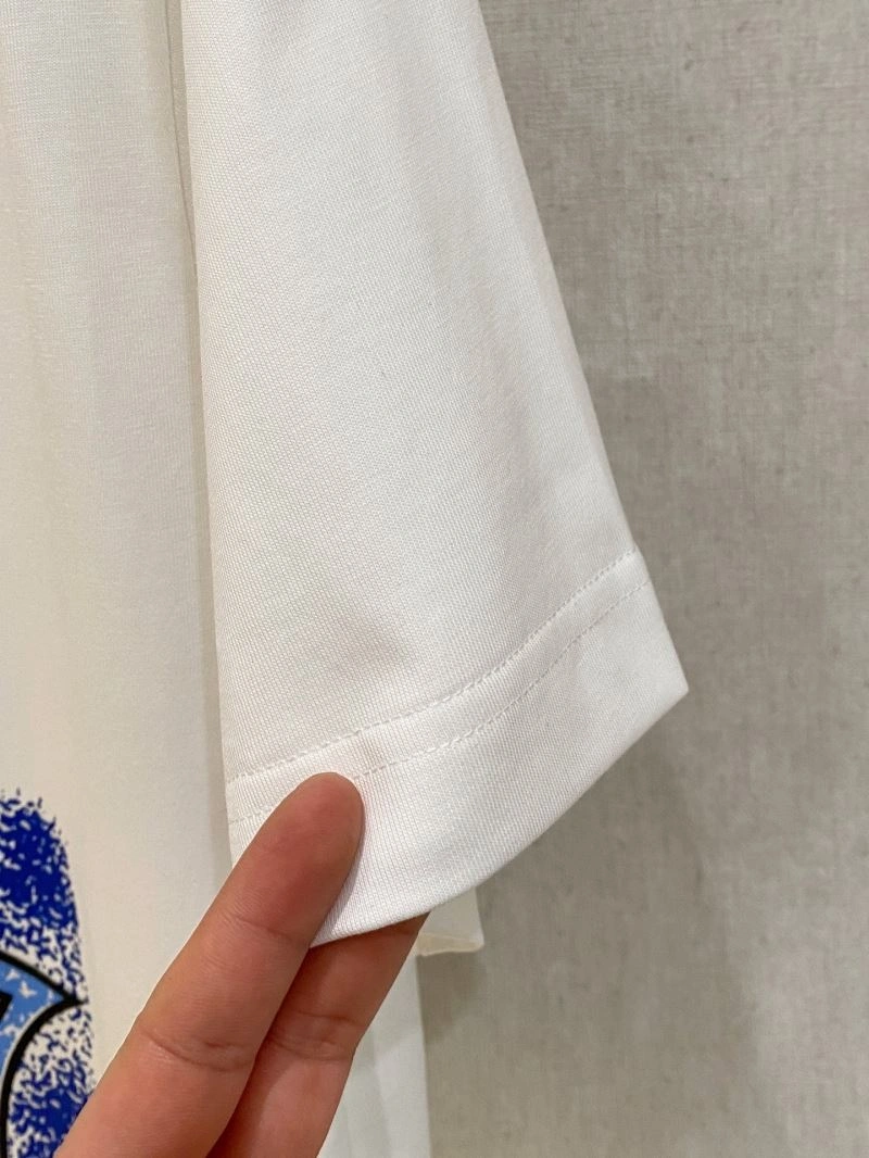 Official Louis Vuitton T-Shirts