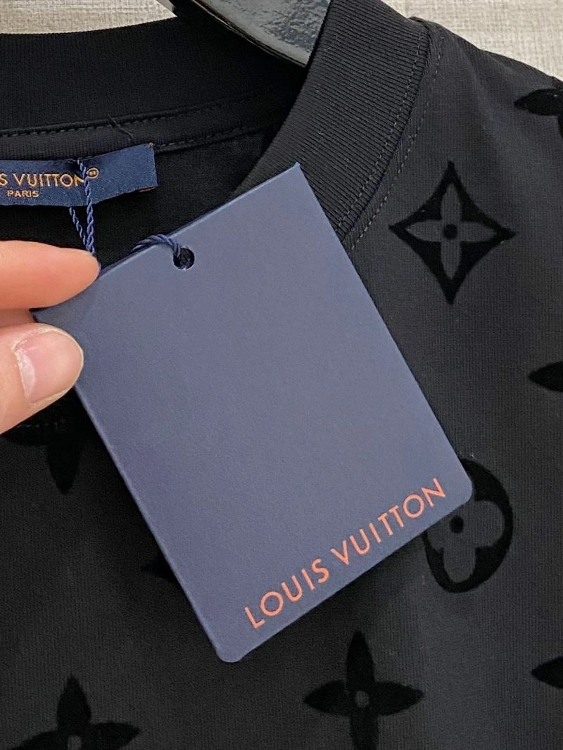Inexpensive Louis Vuitton T-Shirts
