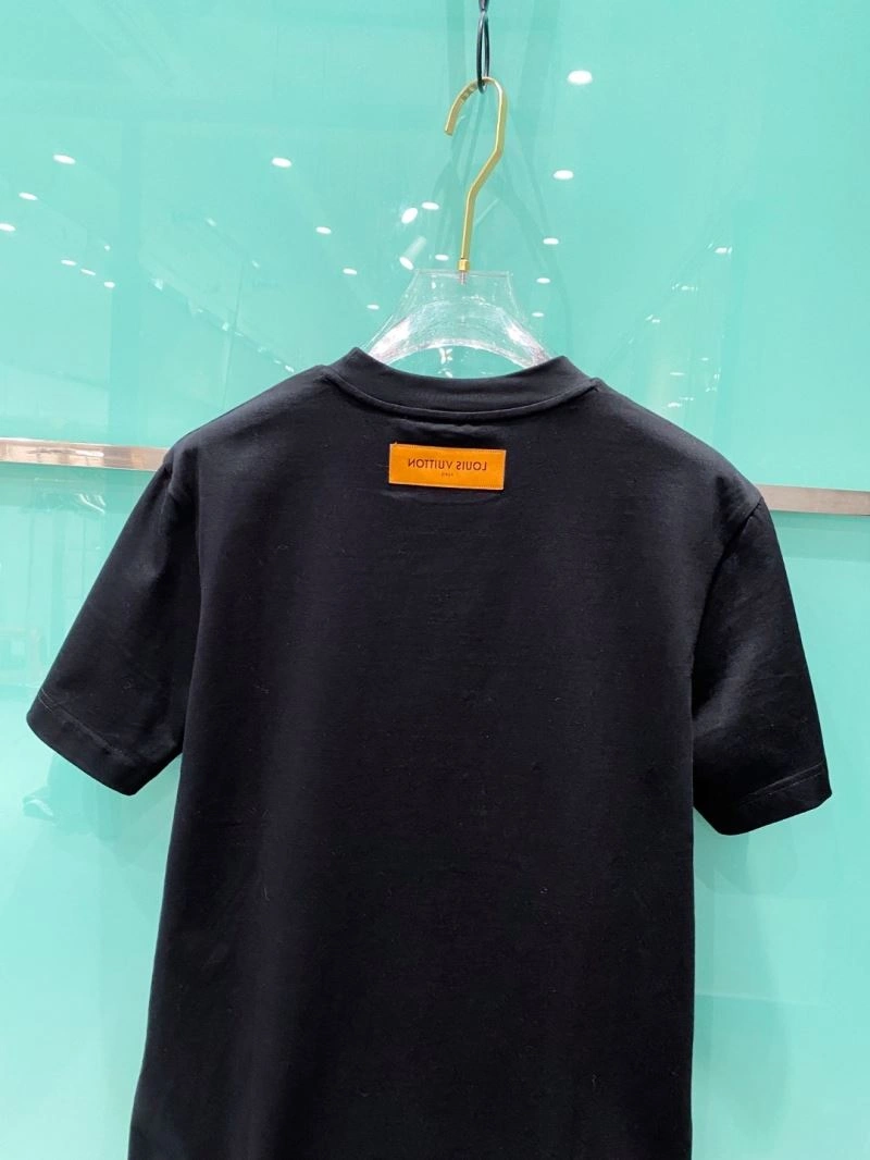 Top match Louis Vuitton T-Shirts