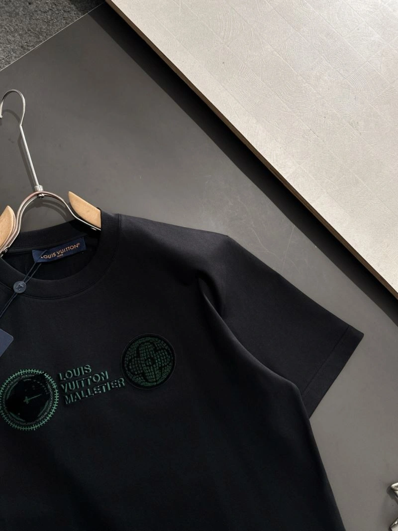High fidelity Louis Vuitton T-Shirts