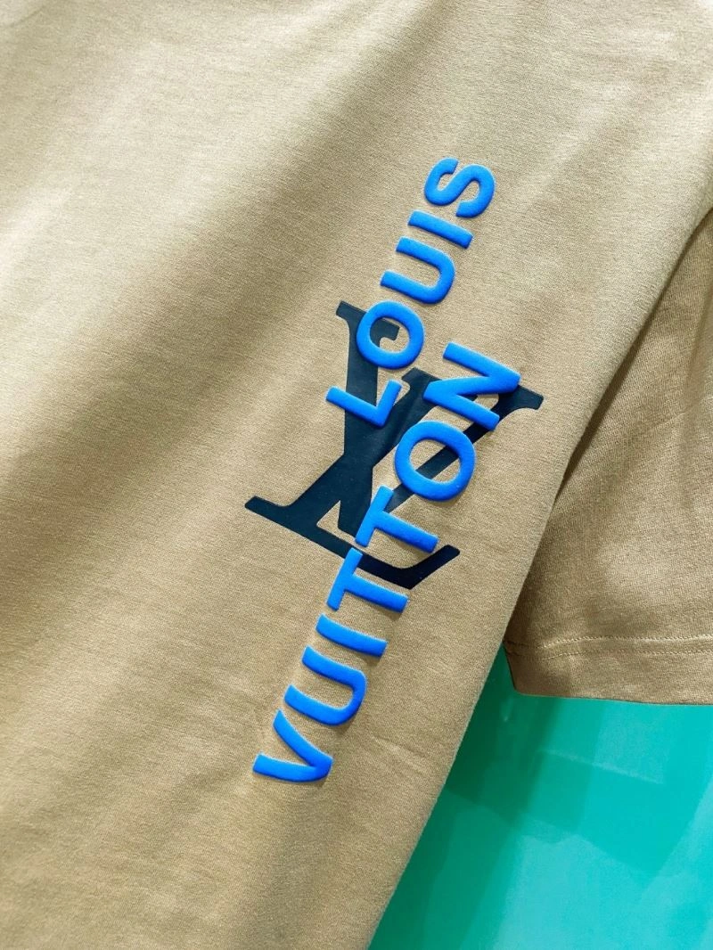 Indistinguishable Louis Vuitton T-Shirts