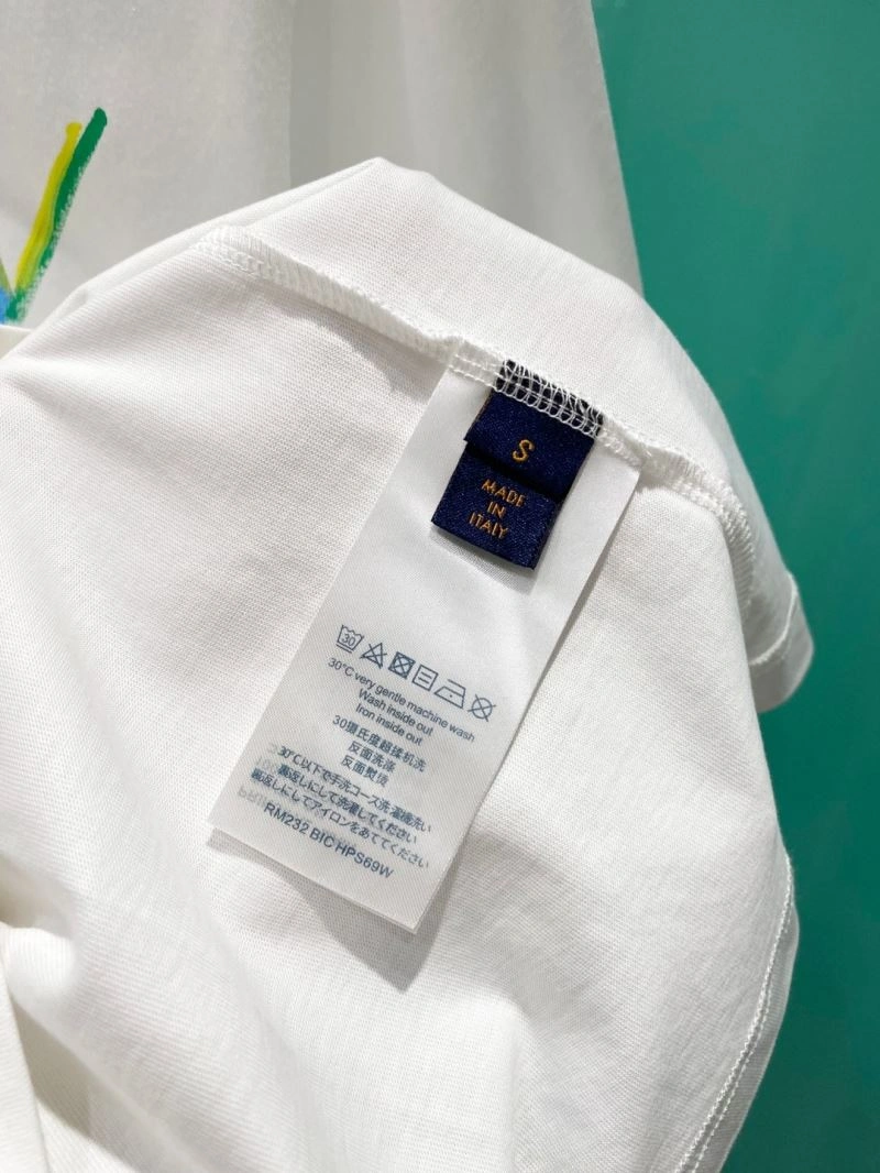 Low-cost Louis Vuitton T-Shirts