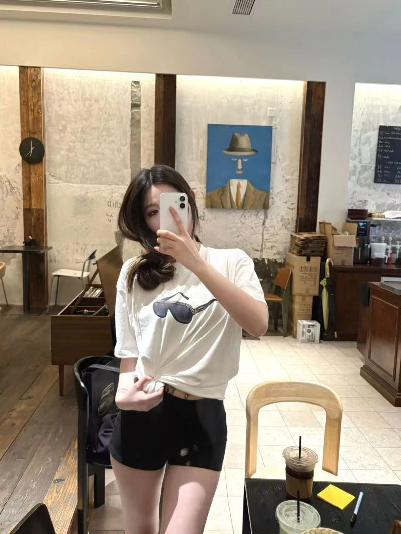 Value-priced Louis Vuitton T-Shirts