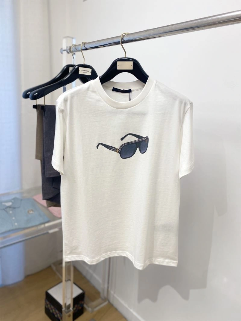 Value-priced Louis Vuitton T-Shirts