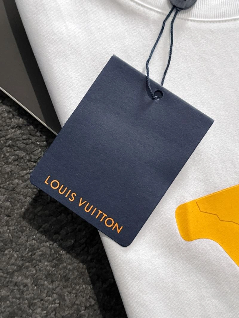 Bargain Louis Vuitton T-Shirts