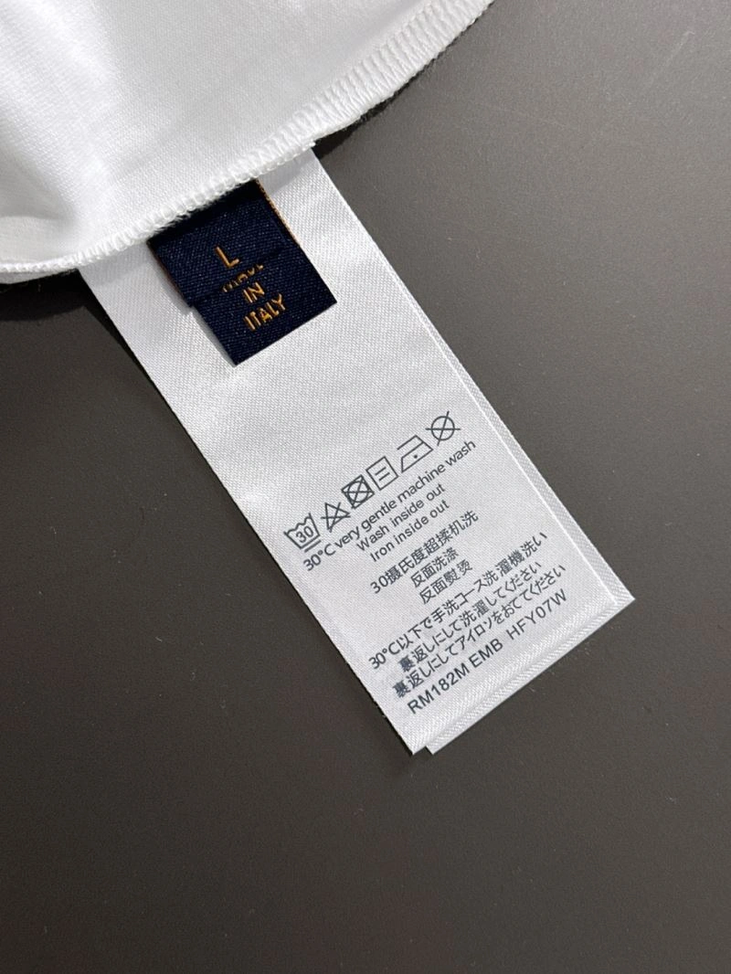 Bargain Louis Vuitton T-Shirts