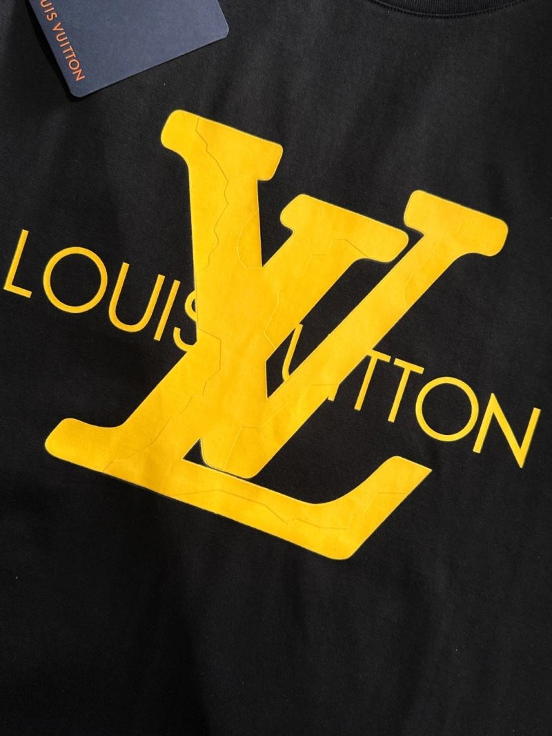 Exact replica Louis Vuitton T-Shirts