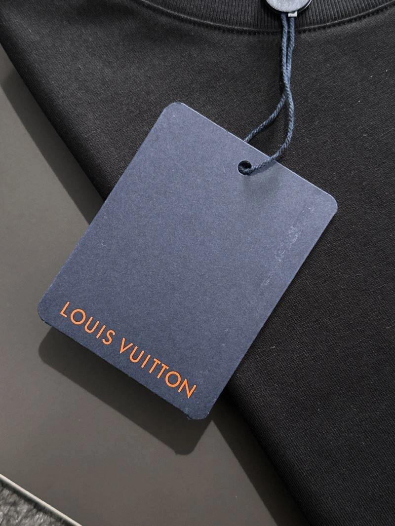 Exact replica Louis Vuitton T-Shirts