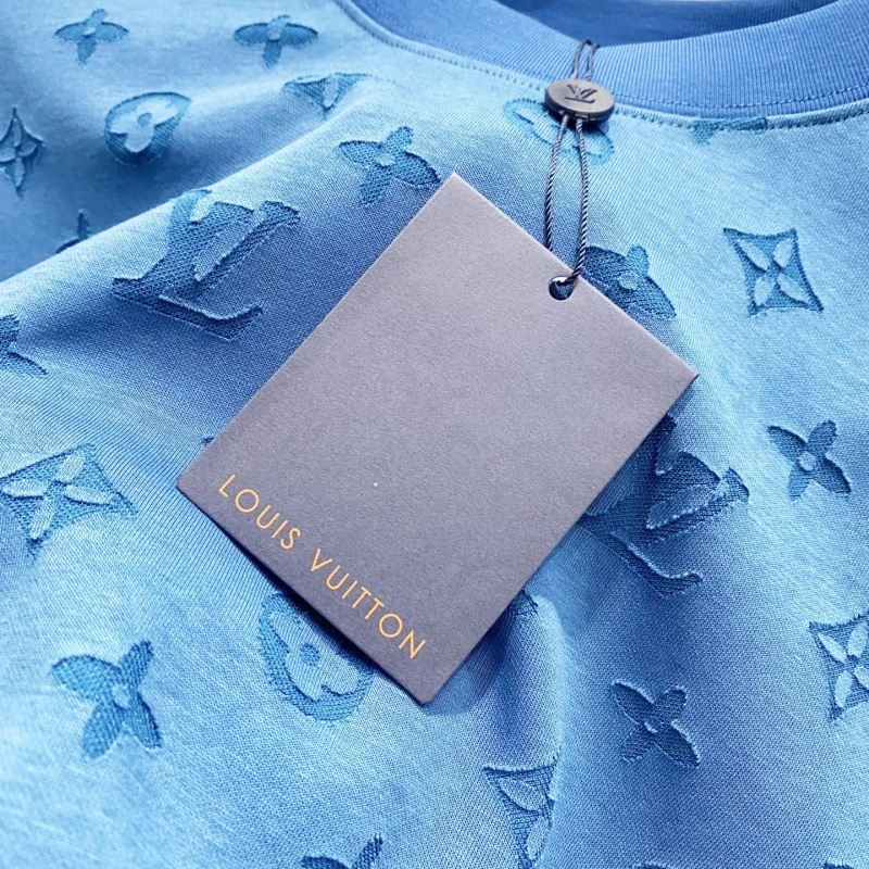 Bargain Louis Vuitton T-Shirts