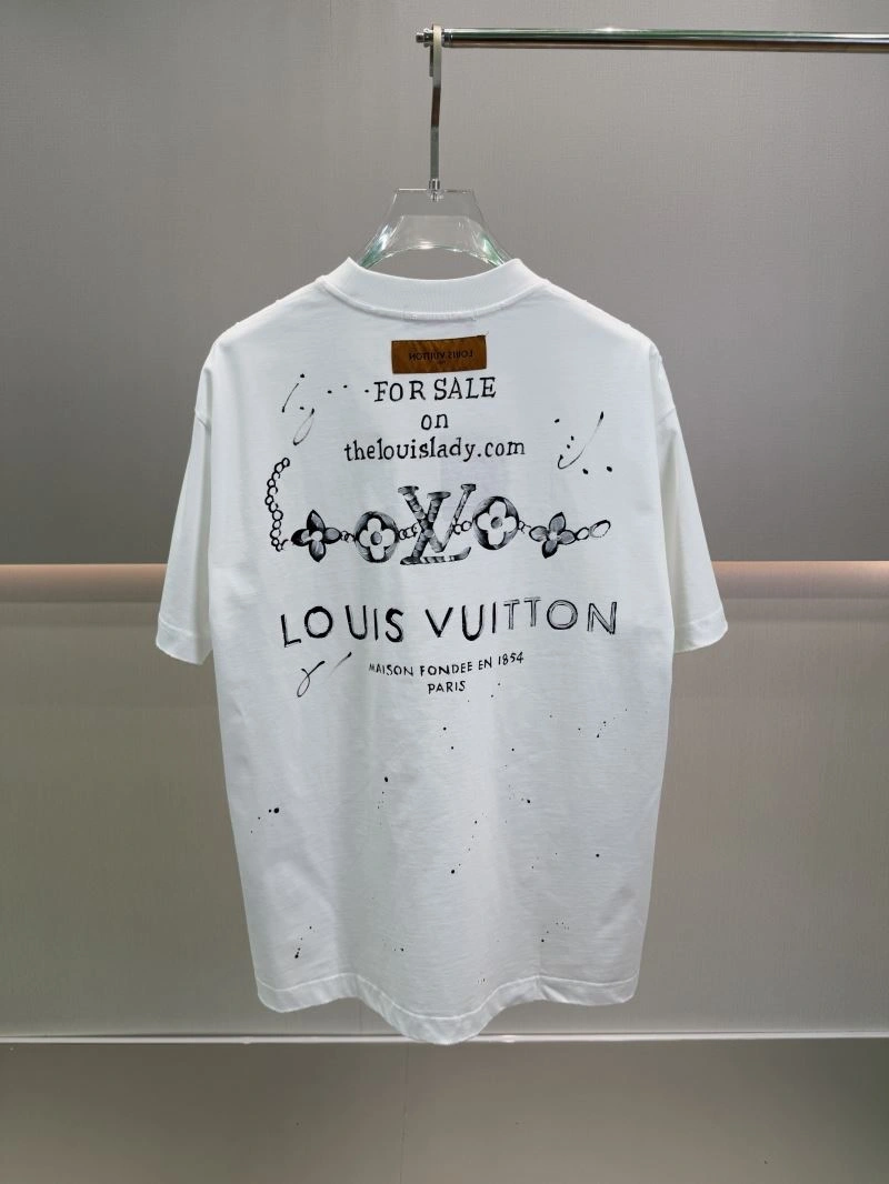 Accurate model Louis Vuitton T-Shirts